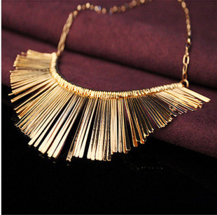 Metallic Fringes Collar Necklace (2 Colors!) on Luulla